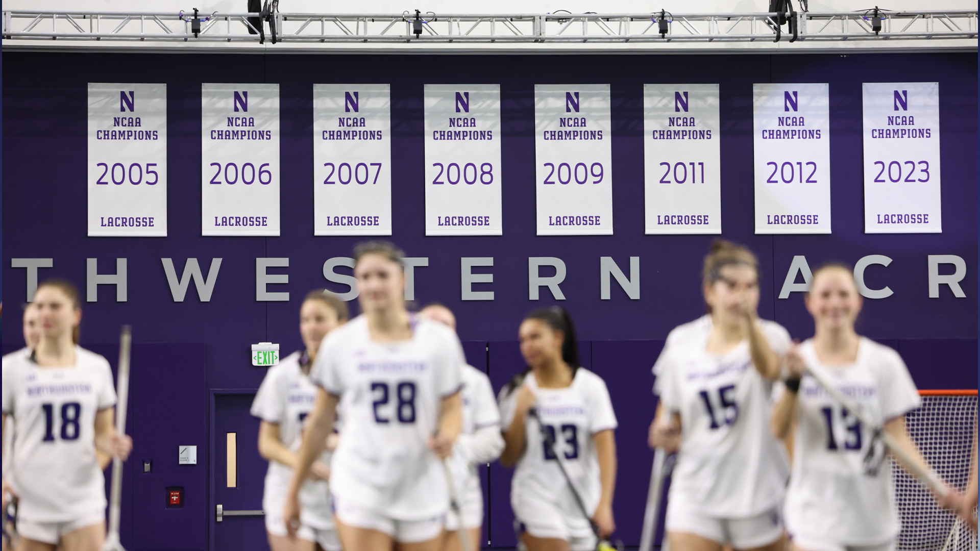 Northwestern Begins Title Defense With 18-15 Win Over Syracuse | USA ...