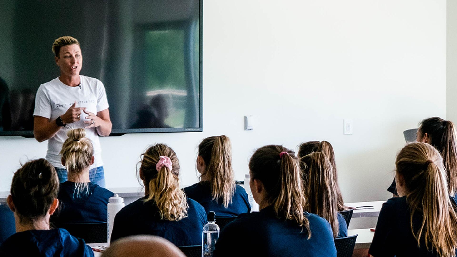 Abby Wambach Visits U.S. Women's National Team, Shares Inspiring Story ...